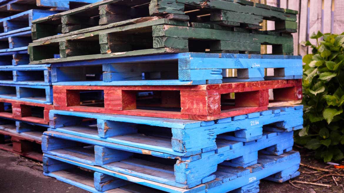 Signs It's Time to Repair Your Wooden Pallets | Woodbridge Pallet