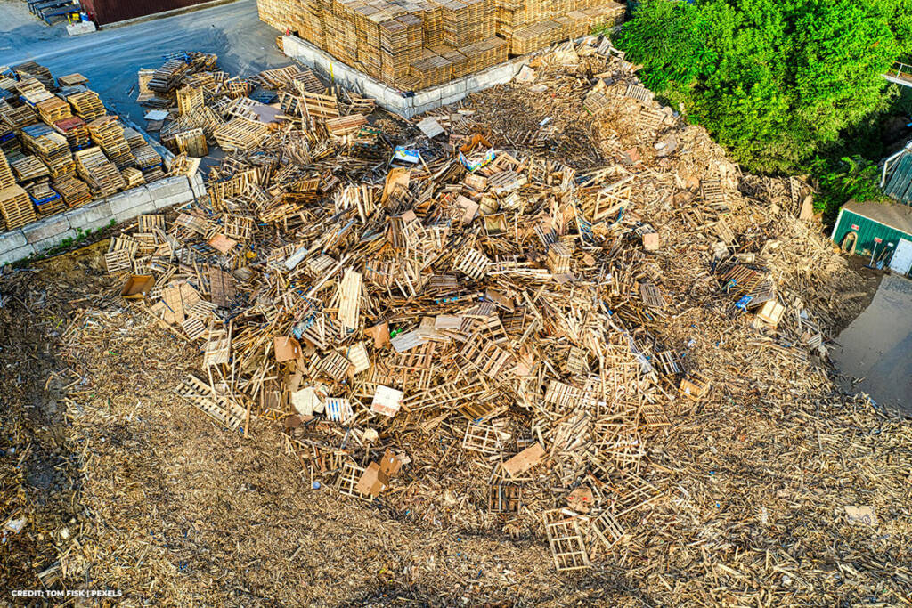 The Environmental Footprint of Wooden Pallets: How Green Are They ...