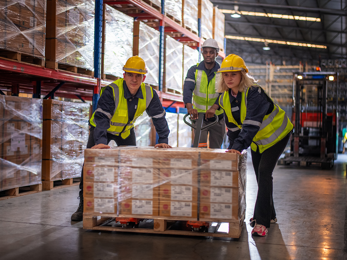 9 Tips to Reduce Damage During Pallet Shipping | Woodbridge Pallet